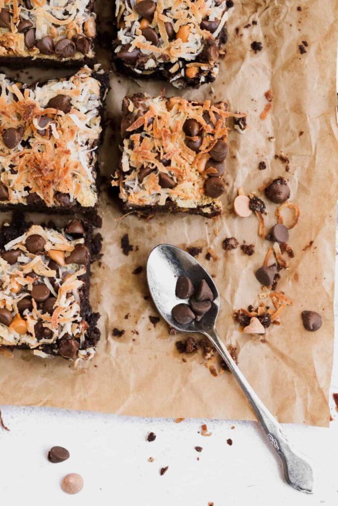 Magic Brownie Bars - The Curly Spoon