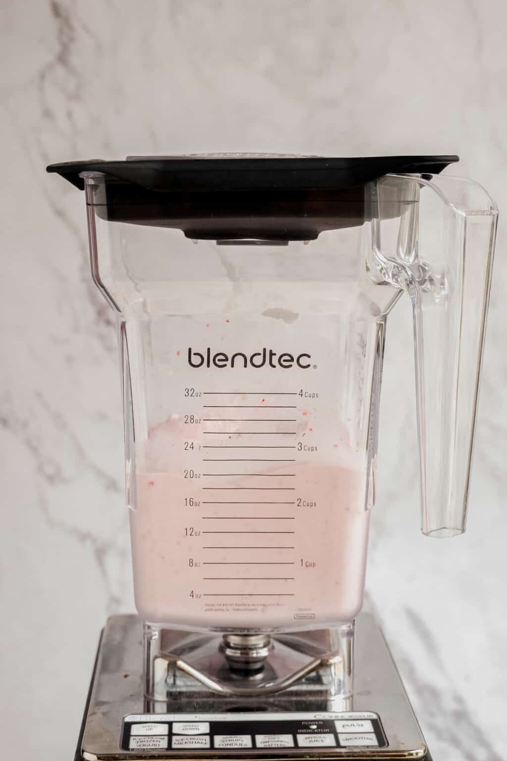 Best Strawberry Banana Milkshake (3 Ingredients)