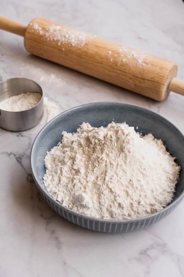 What Is All Purpose Flour? - The Curly Spoon